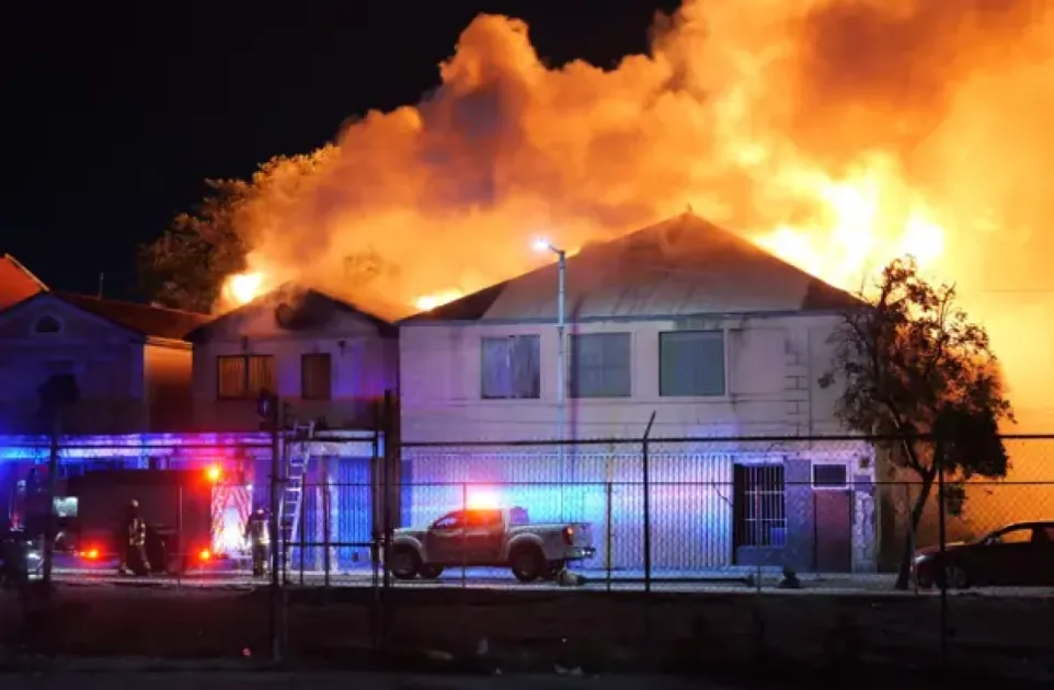 Bahamas: Fire breaks out in Victoria Court, spreads across Downtown ...
