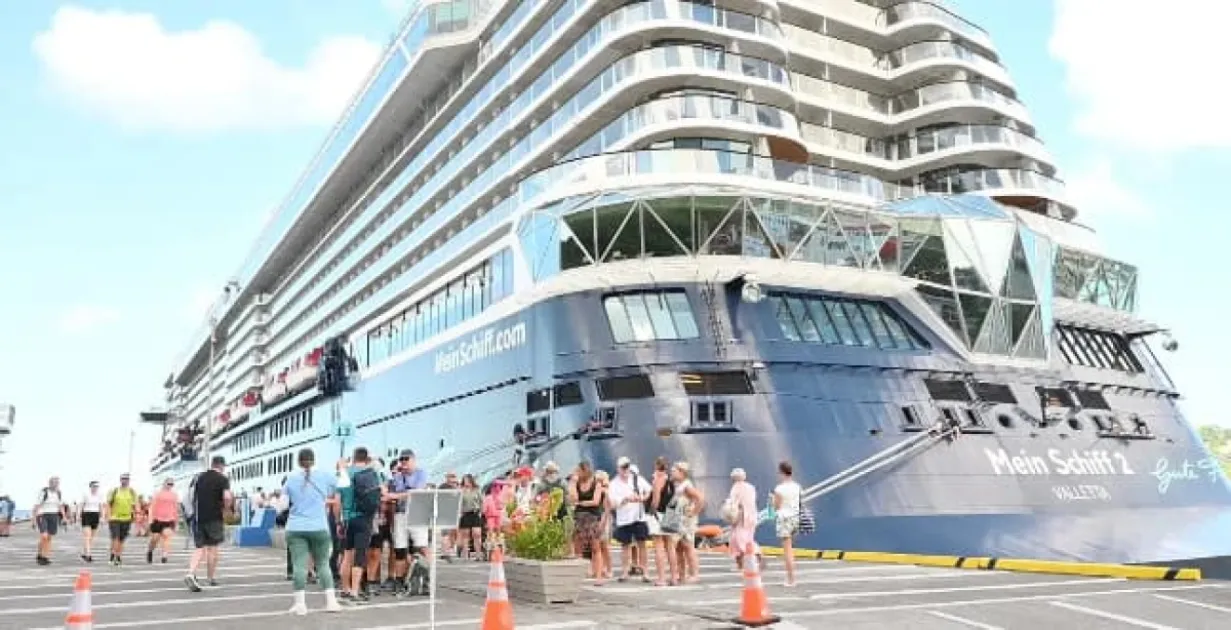 St Vincent and the Grenadines prepares for record cruise season with ...