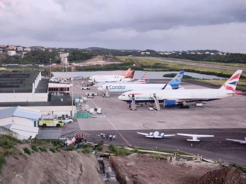 Pure Grenada shared glimpse of 5 international aircraft of Maurice ...