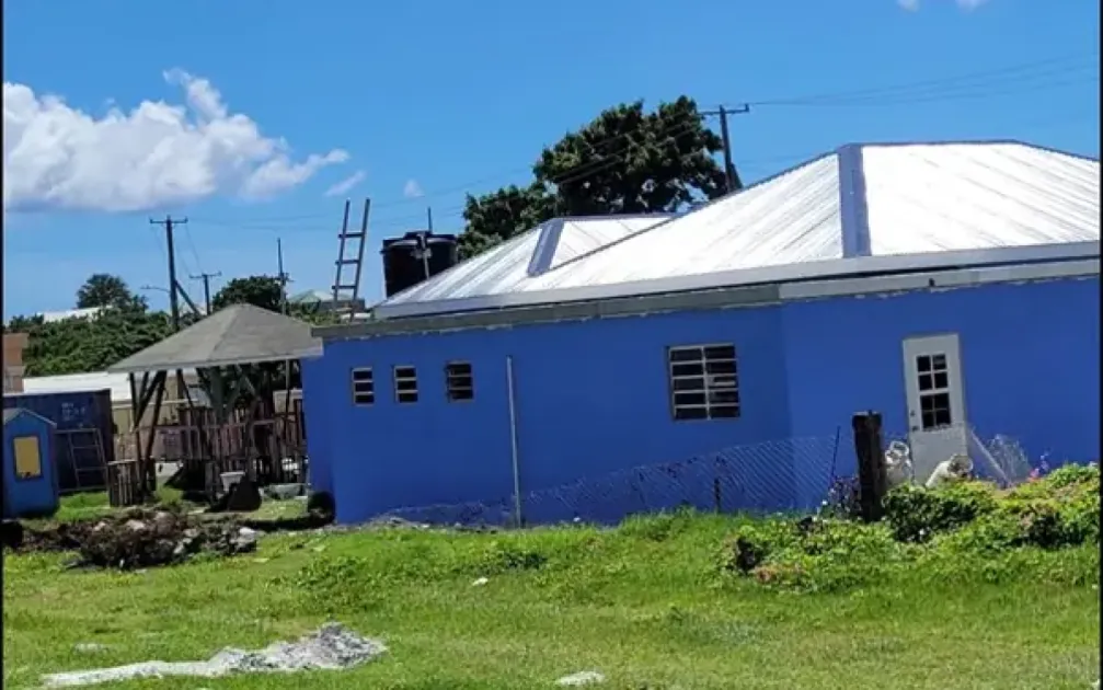 Nevis: Construction work progressing in Charlestown Pre-school; roofs ...