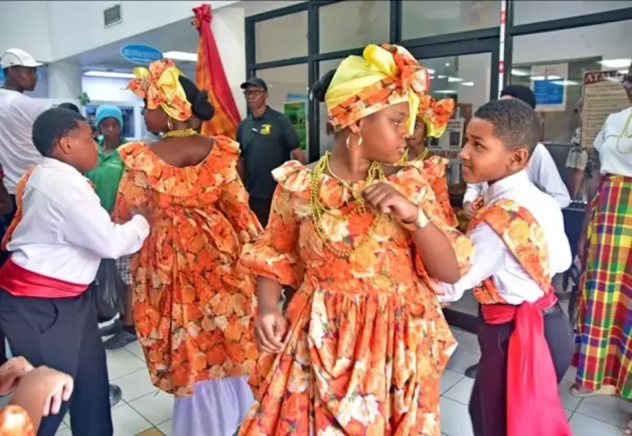 Dominica’s streets come alive with National colours to celebrate Creole ...